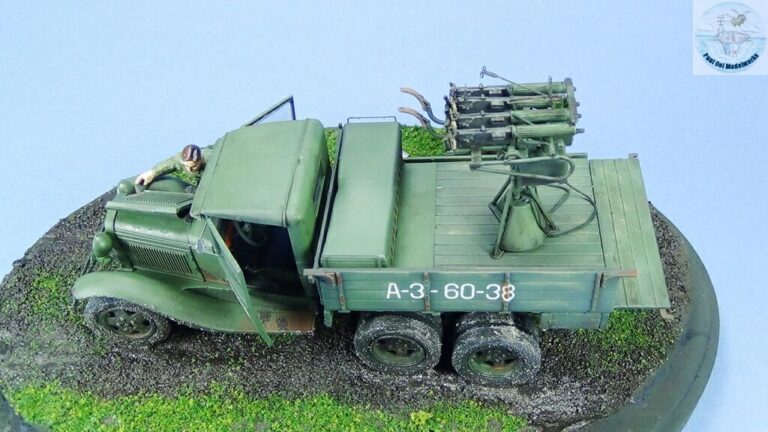 Repair, Refuel and Reload!- Soviet GAZ-AAA Truck with M4 Quad Maxim
