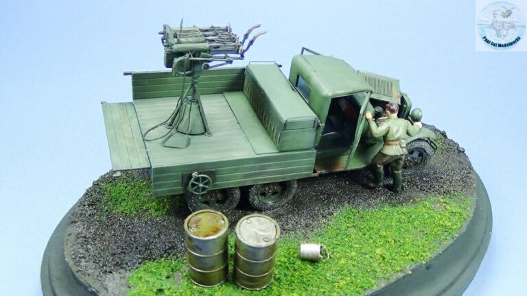 Repair, Refuel and Reload!- Soviet GAZ-AAA Truck with M4 Quad Maxim