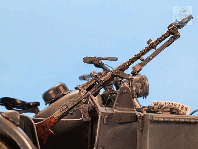 BMW R75 Motorbike and Sidecar – The Wehrmacht’s War Horse